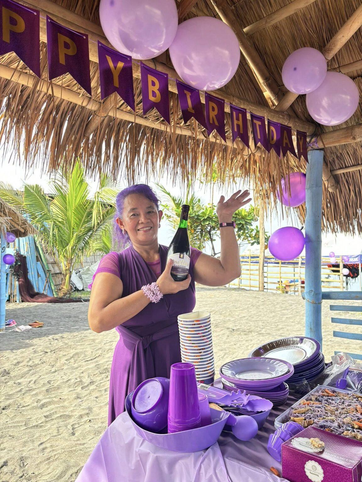 All-purple birthday party ni Mommy Violet, patok sa netizens