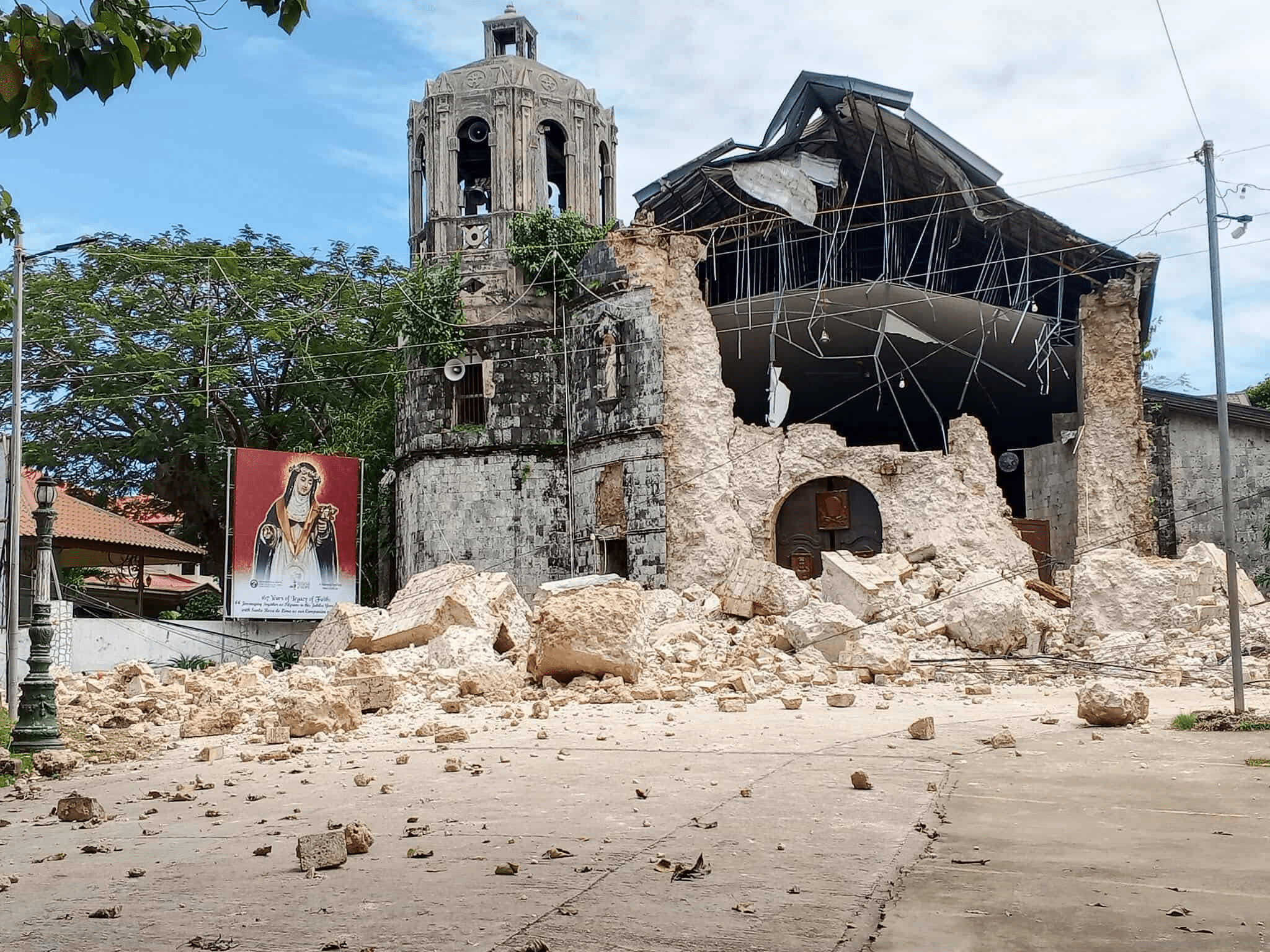 Mabilis na tulong sa mga naapektuhan ng lindol sa Cebu, iniutos ni PBBM