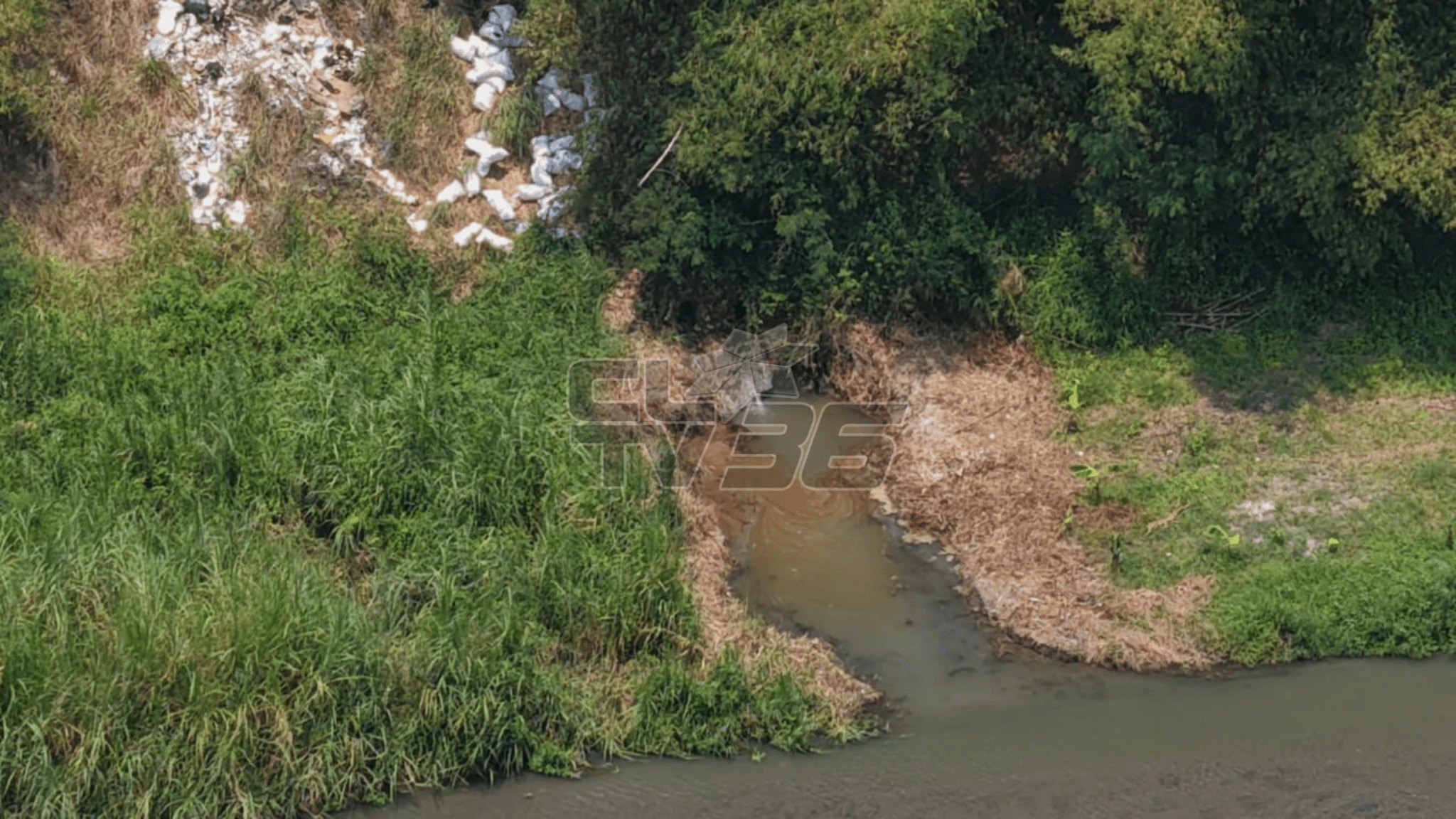 Mabahong wastewater mula sa isang industrial area sa Mexico, inirereklamo
